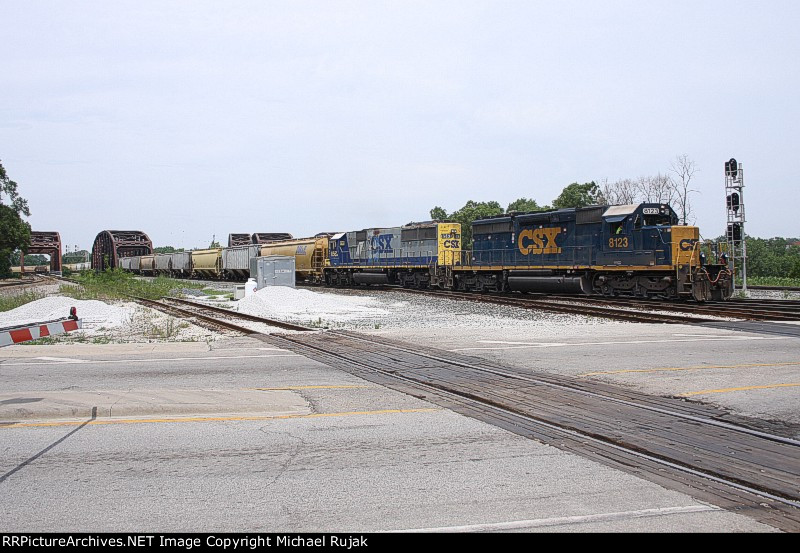 CSX 8123